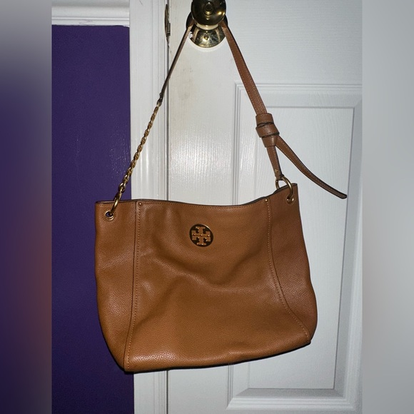 Tory Burch | Bags | Tory Burch Everly Hobo | Poshmark